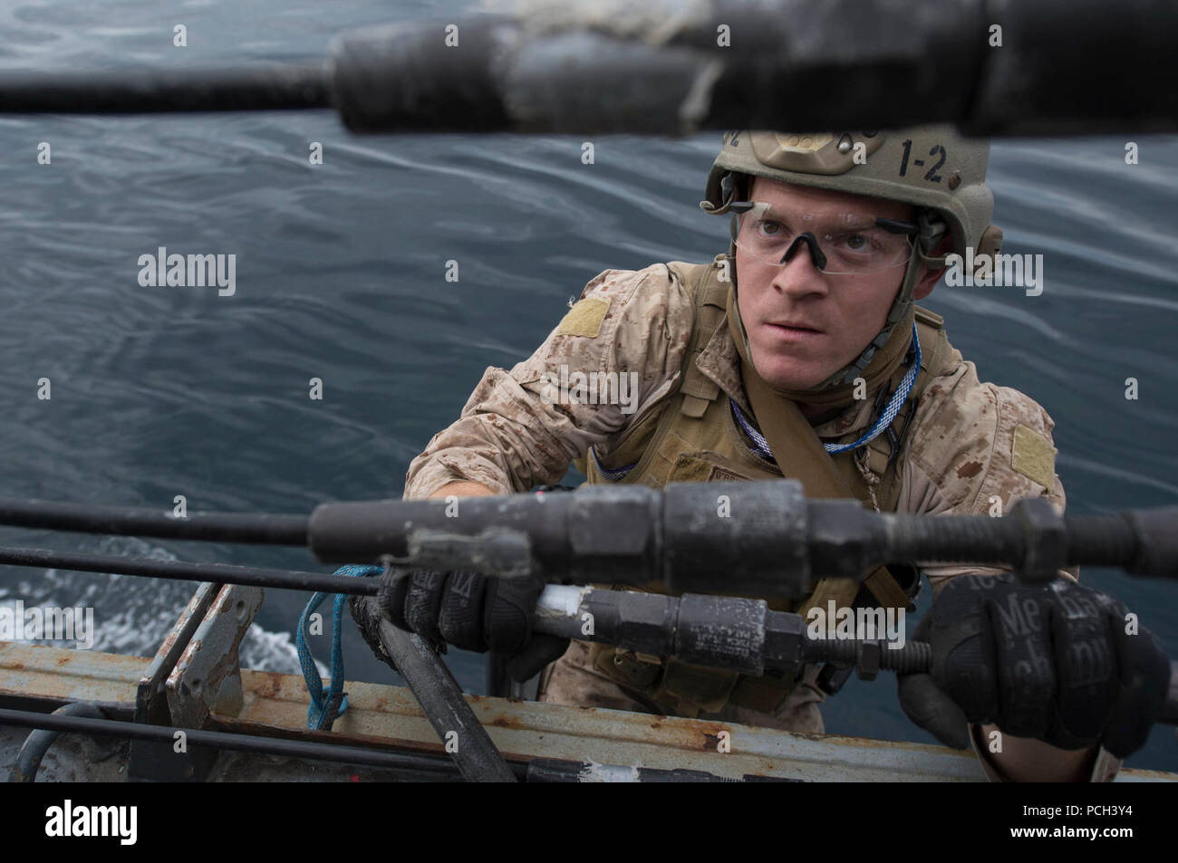 Uss mason hi-res stock photography and images - Alamy