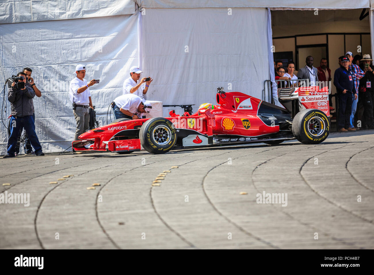 Haas avenue hi-res stock photography and images - Alamy