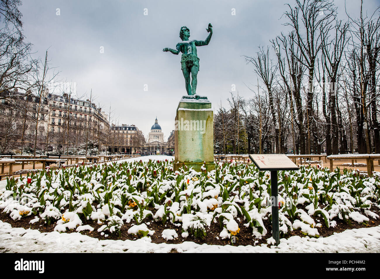 Greek actor statue hi-res stock photography and images - Alamy