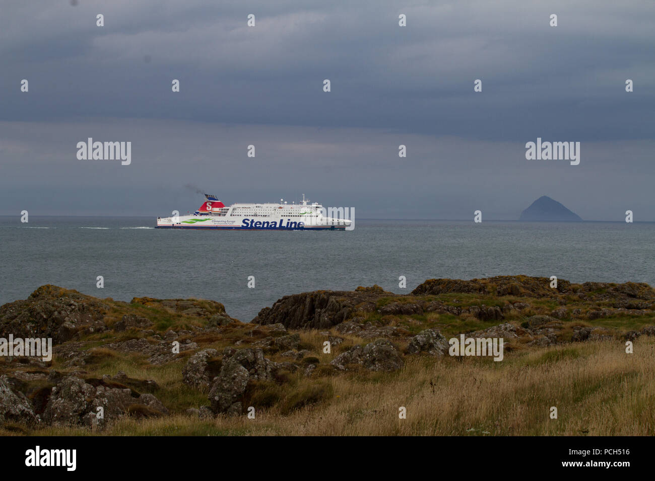 Lock ryanferry port hi-res stock photography and images - Alamy