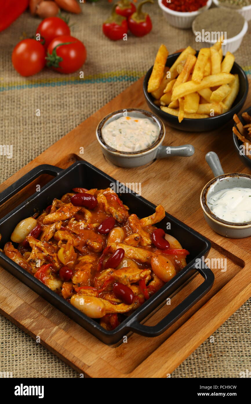 Saute meat hi-res stock photography and images - Alamy