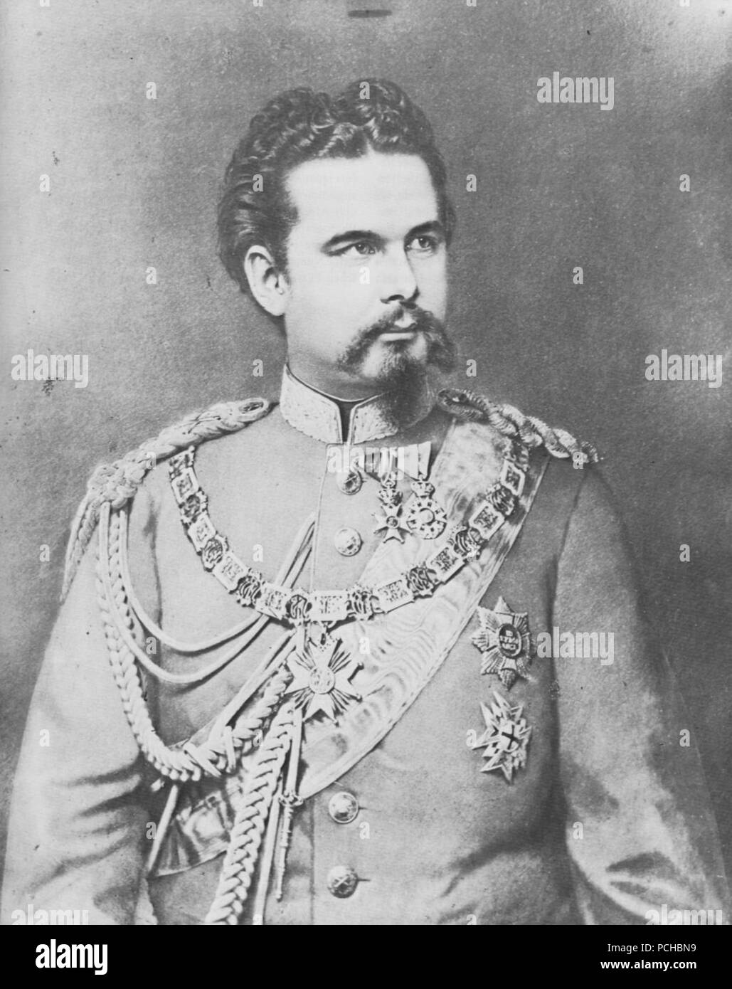 Albert, Joseph - König Ludwig II. in der bayrischen Generalsuniform ...