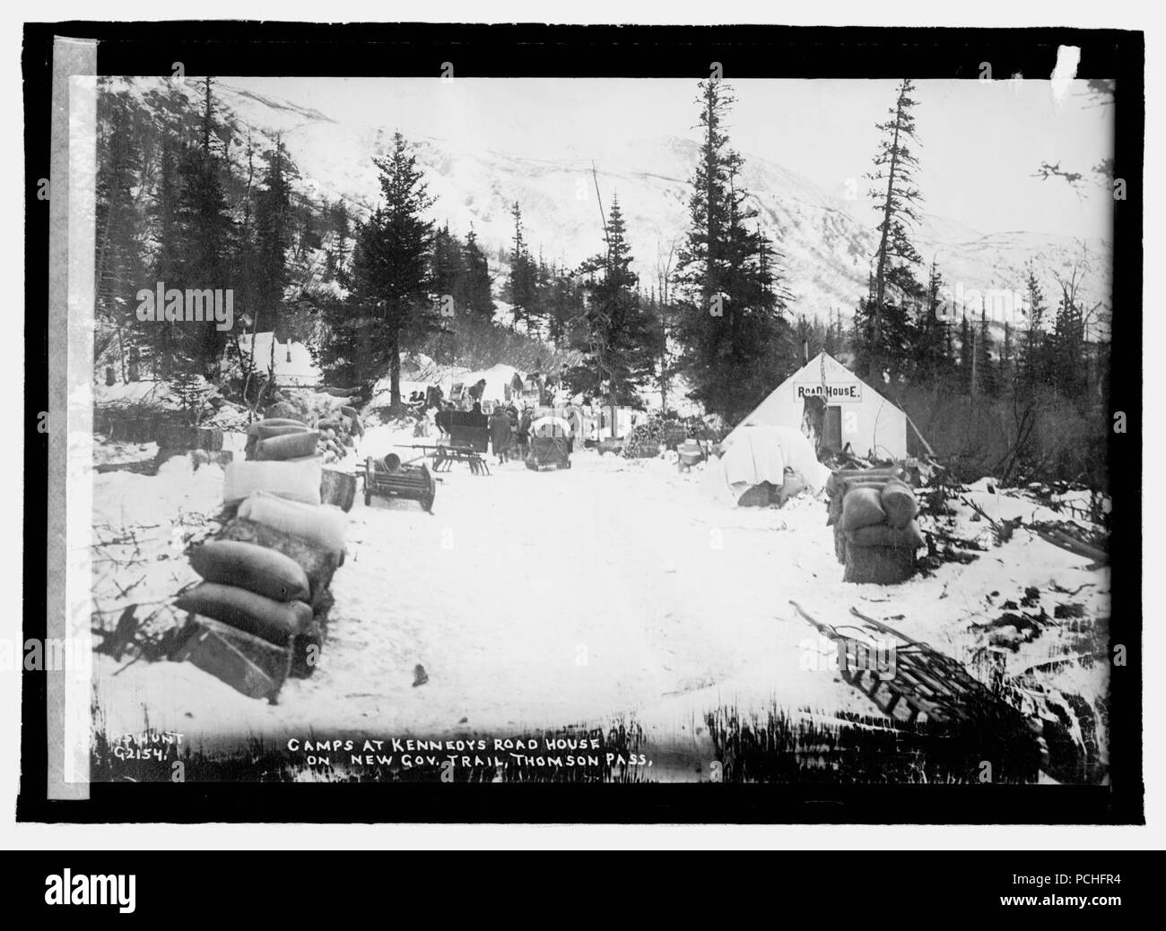 Archival alaska road house hi-res stock photography and images - Alamy