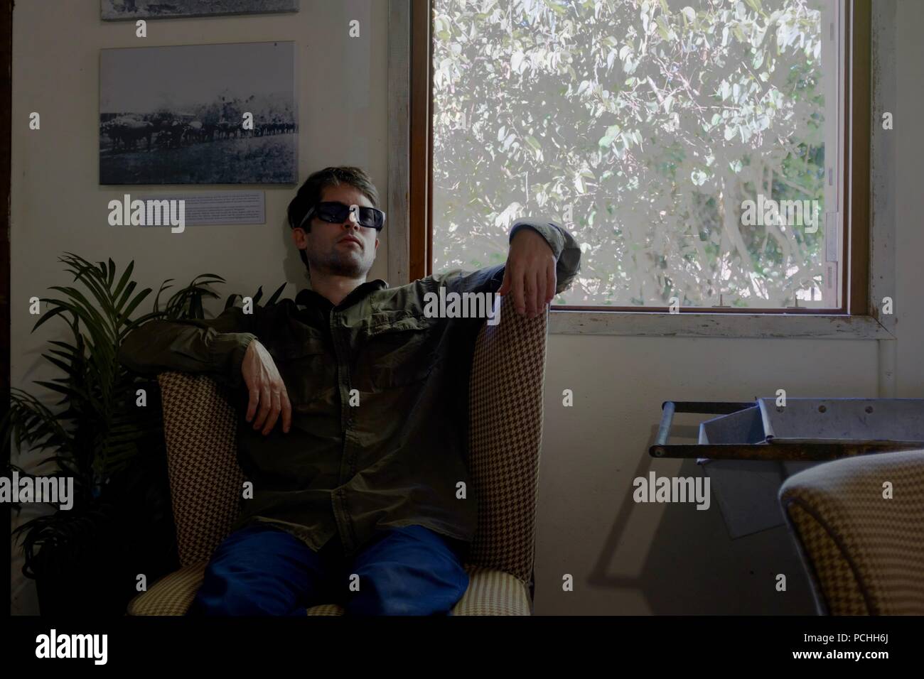 A really cool dude doing his thing, Townsville, Queensland, Australia ...