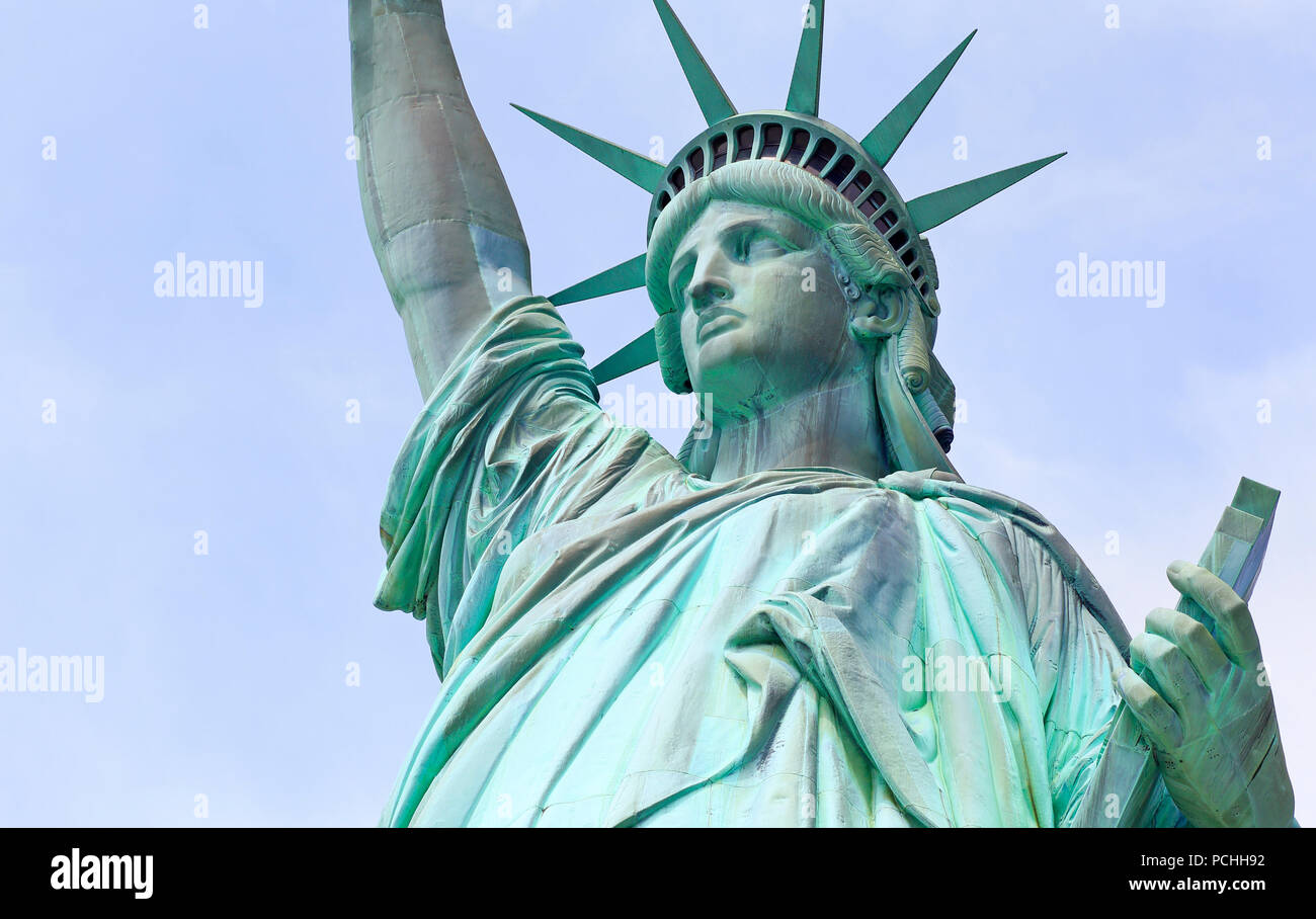 Monument statue sculpture city hi-res stock photography and images - Alamy