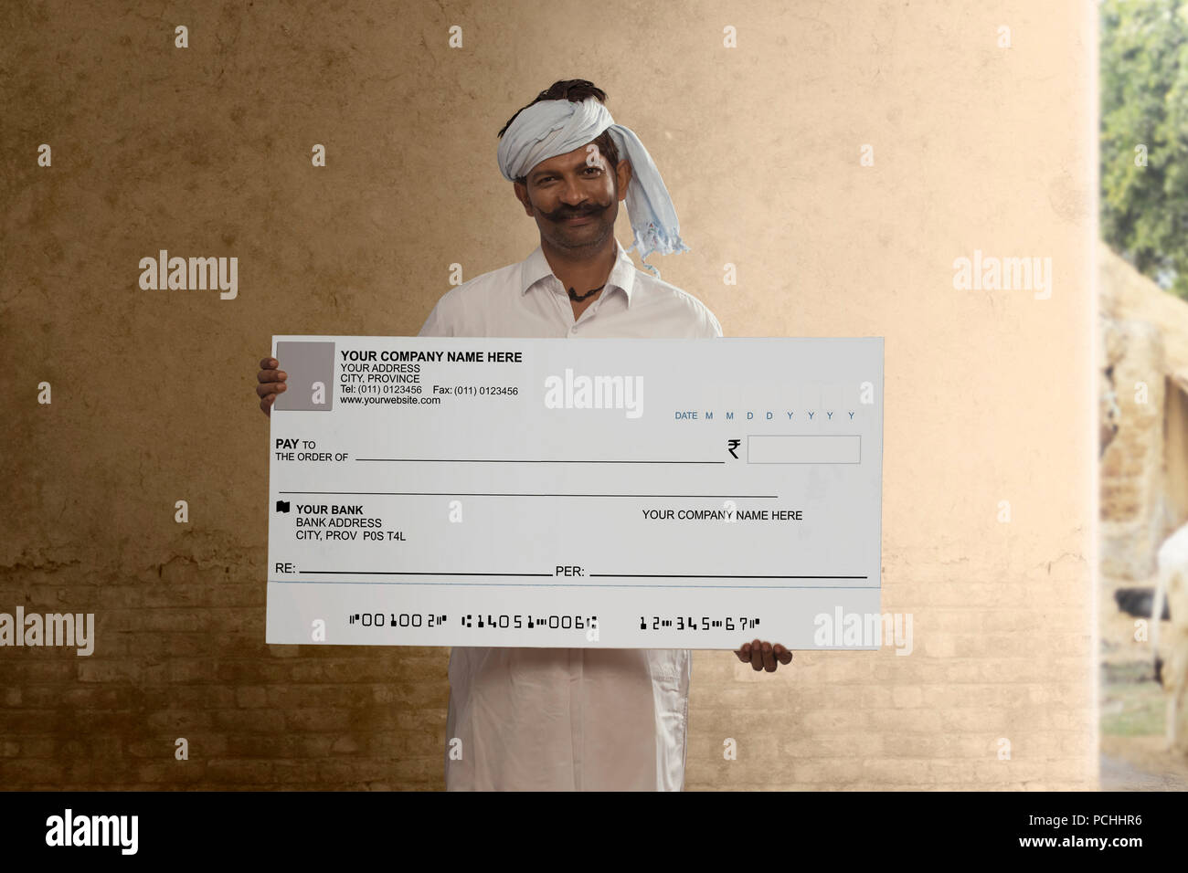 Cheque turban hi-res stock photography and images - Alamy