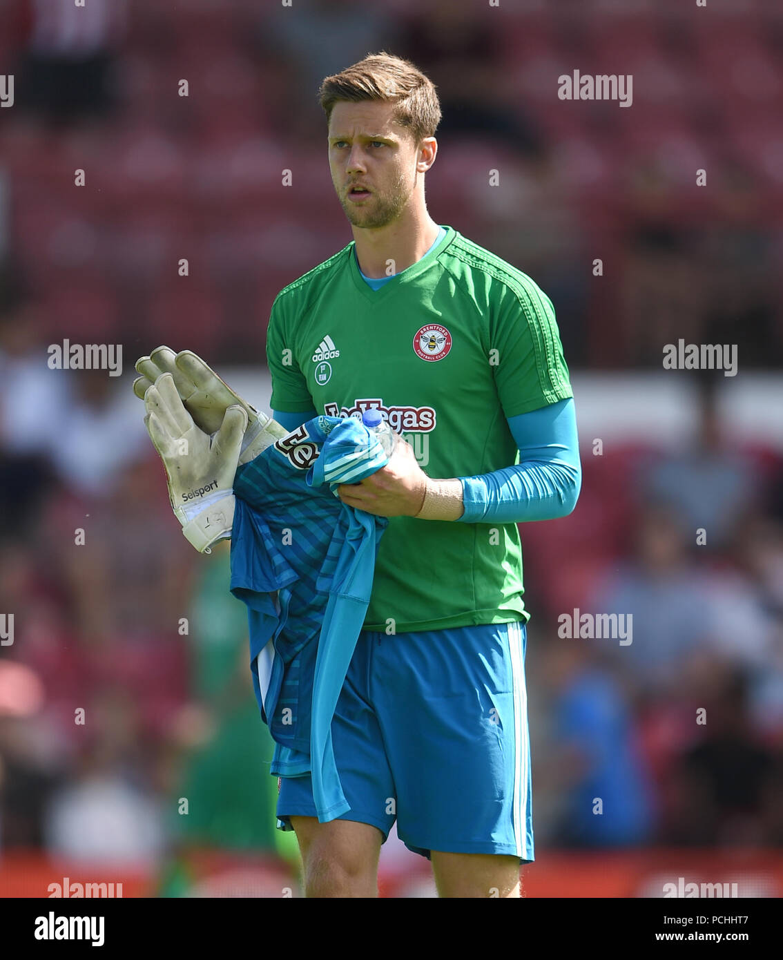 Goaalkeeper hi-res stock photography and images - Alamy