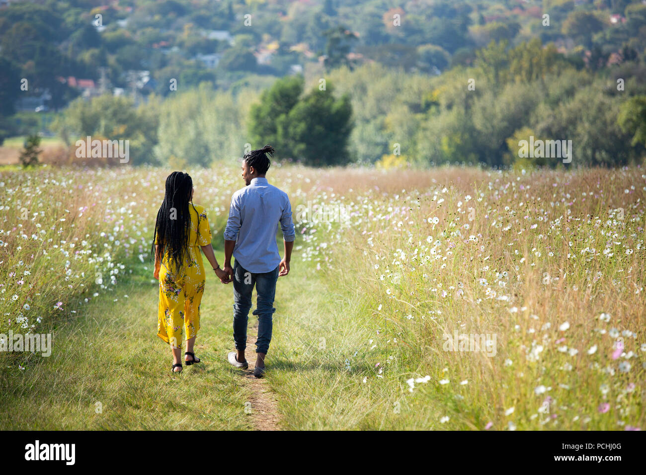 Couple two people hi-res stock photography and images - Alamy
