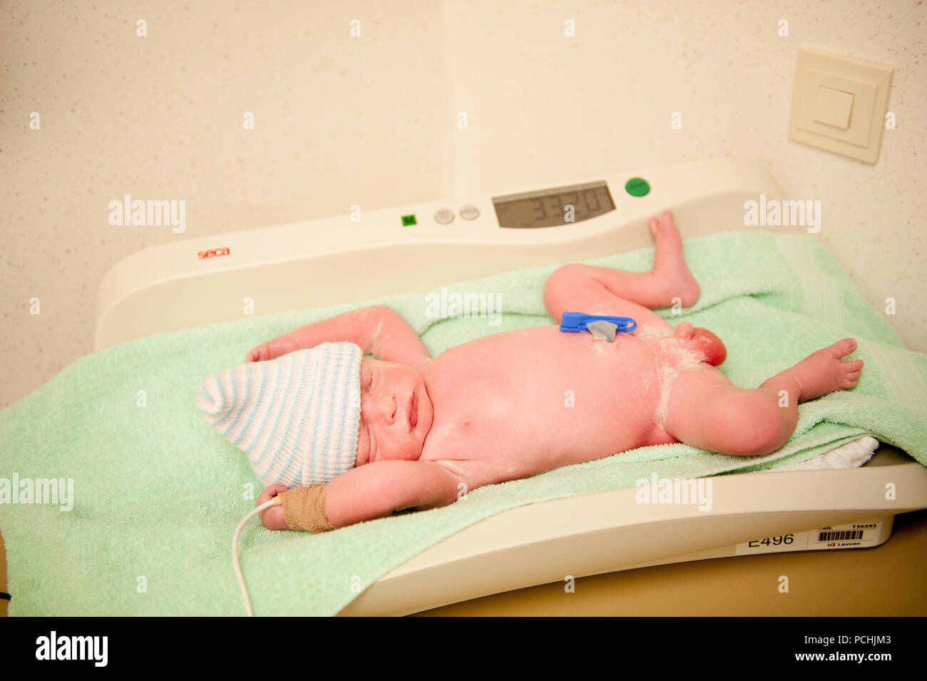 Controle medical hi-res stock photography and images - Alamy