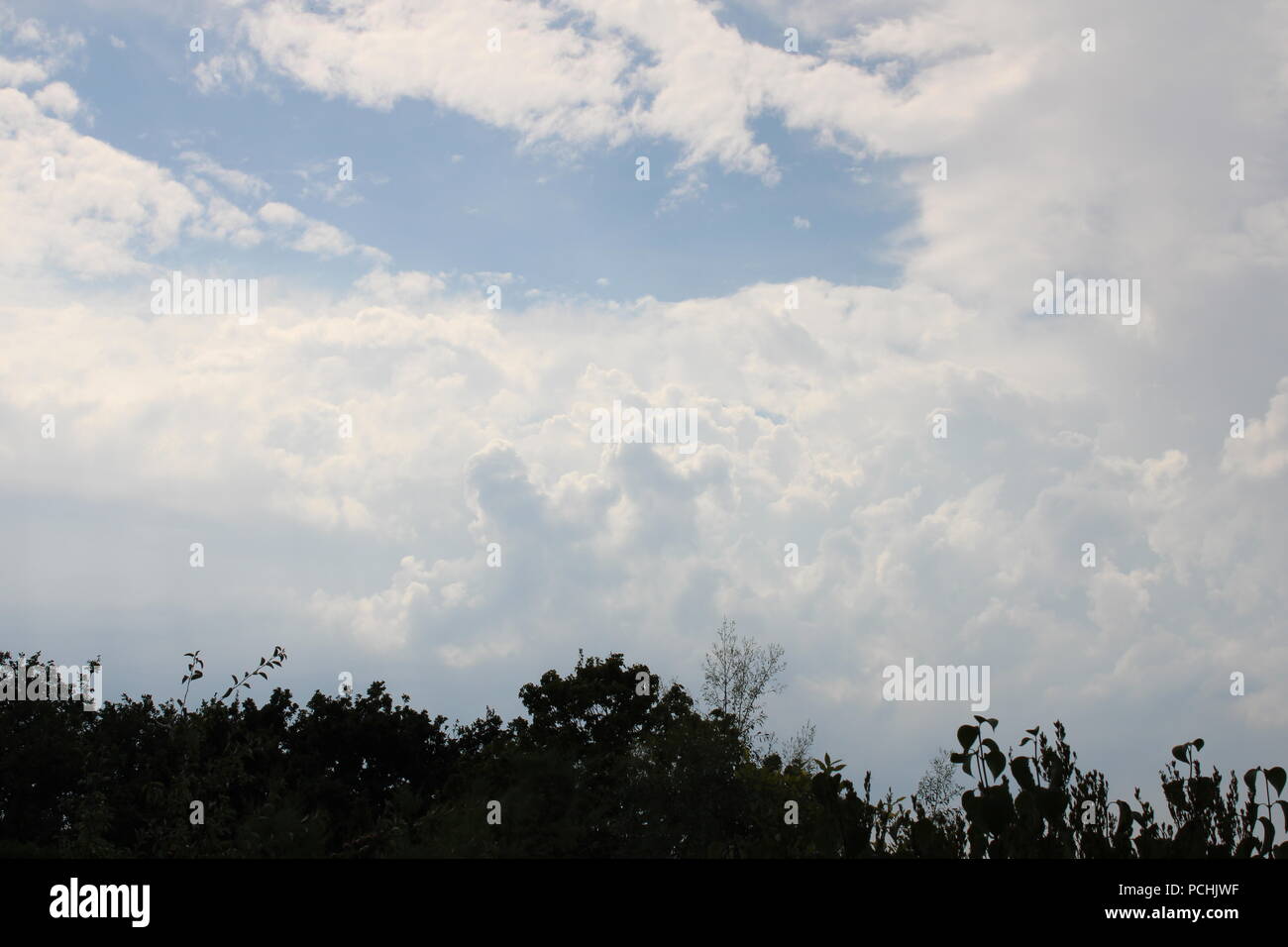 Clear skies after storm hi-res stock photography and images - Alamy