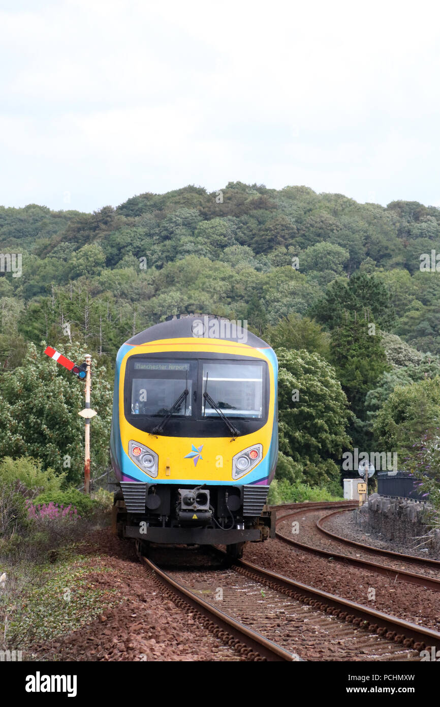 Class 185 diesel multiple-unit train in TransPennine express livery ...
