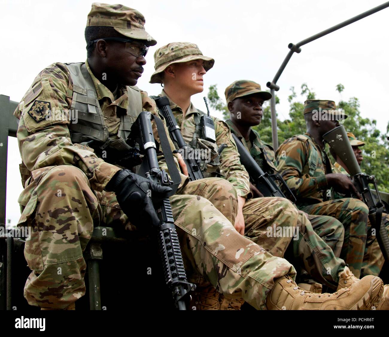 Soldiers from 36th Engineer Brigade and Ghana Armed Forces execute ...