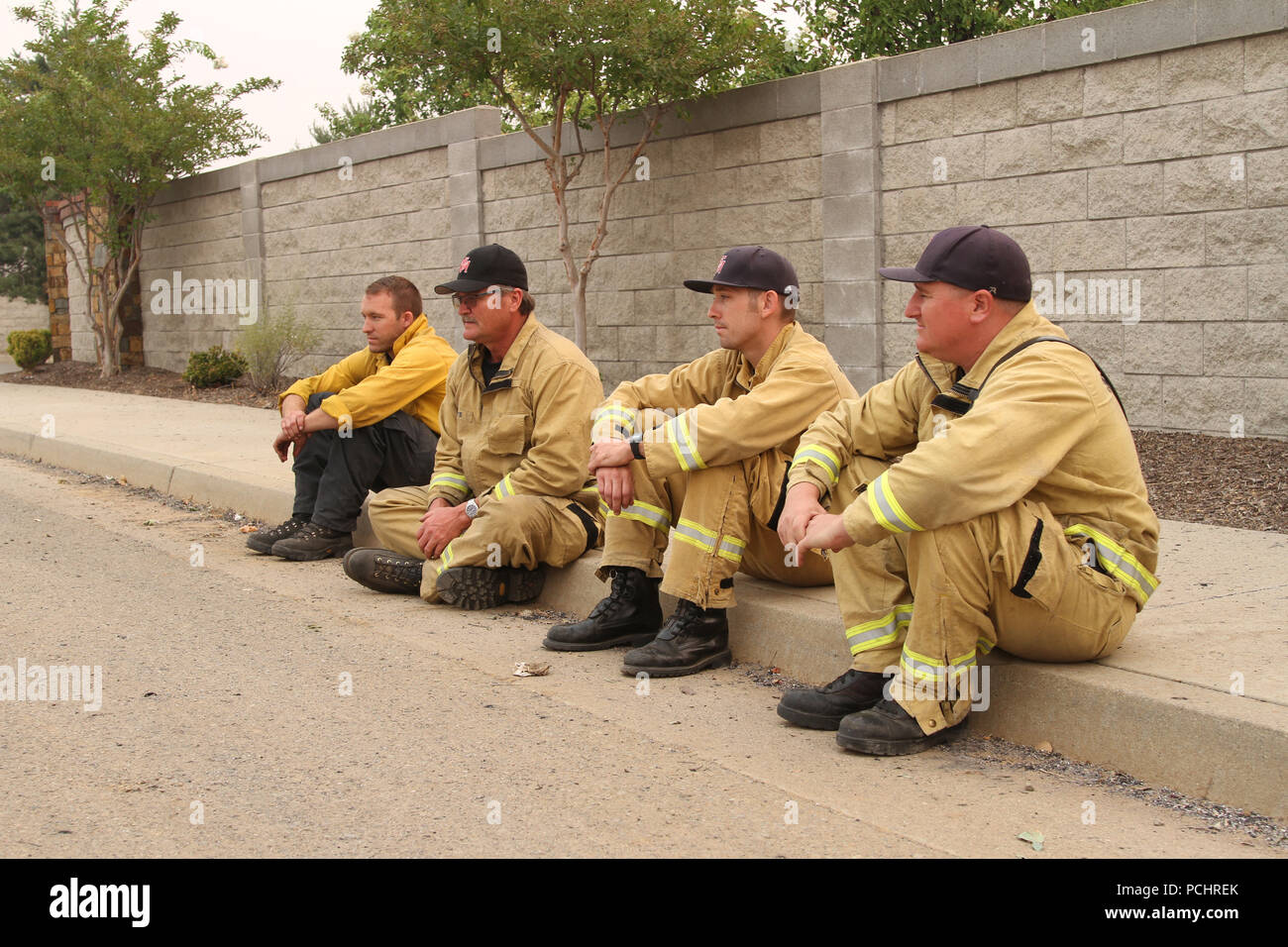 24 hour response hi-res stock photography and images - Alamy