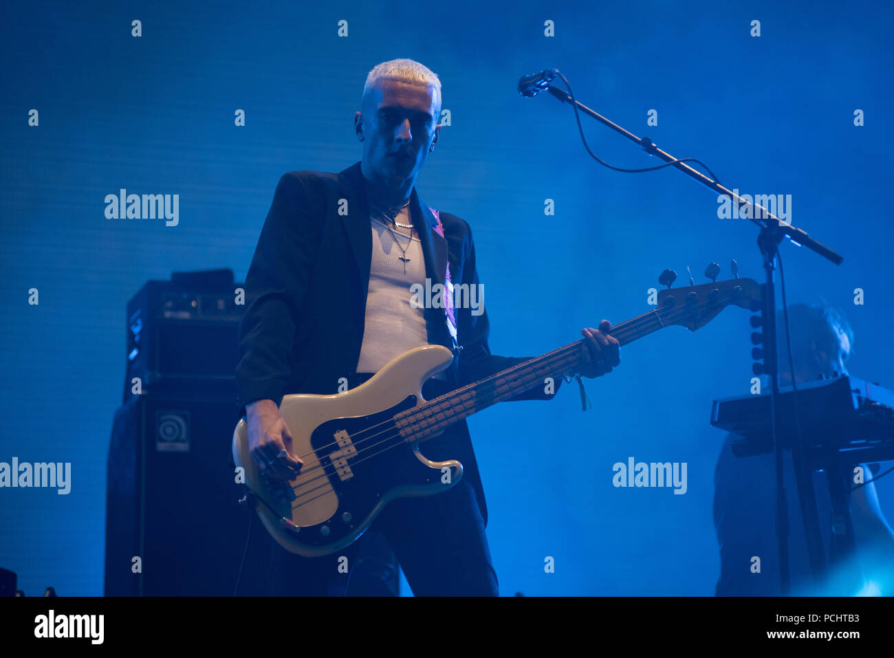 Wolf alice band hi-res stock photography and images - Alamy
