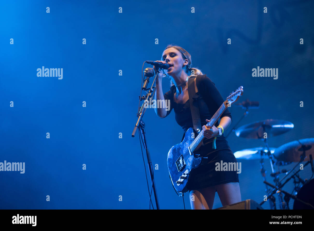 Wolf alice band hi-res stock photography and images - Alamy
