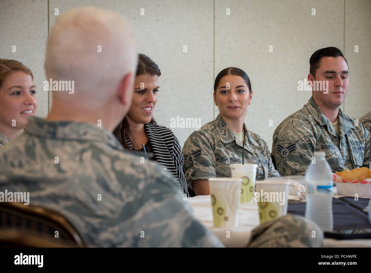 Lt. Gen. L. Scott Rice, director of the Air National Guard, has lunch ...