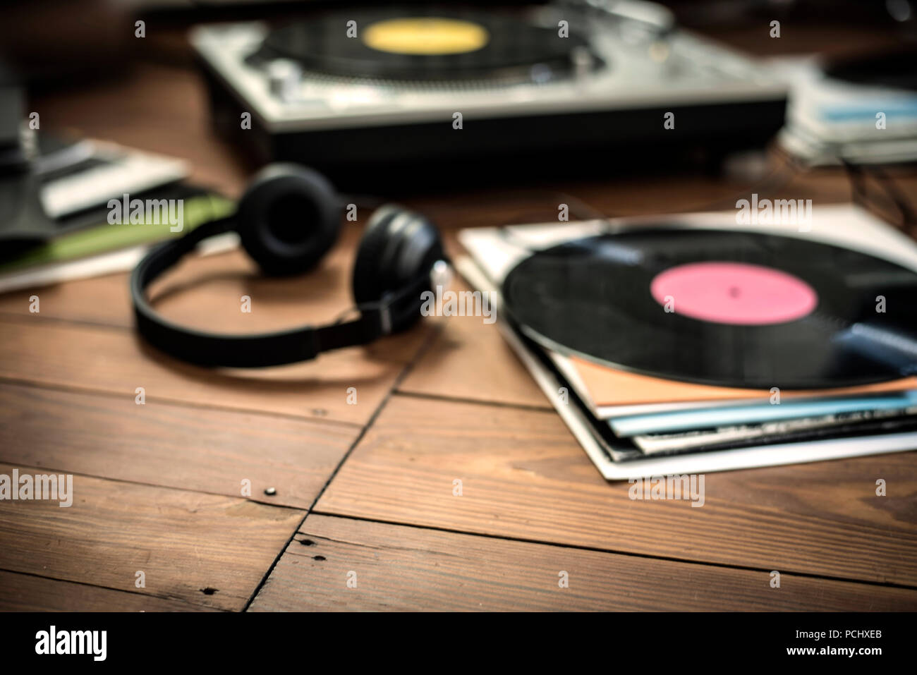retro,disc record,listening music Stock Photo - Alamy