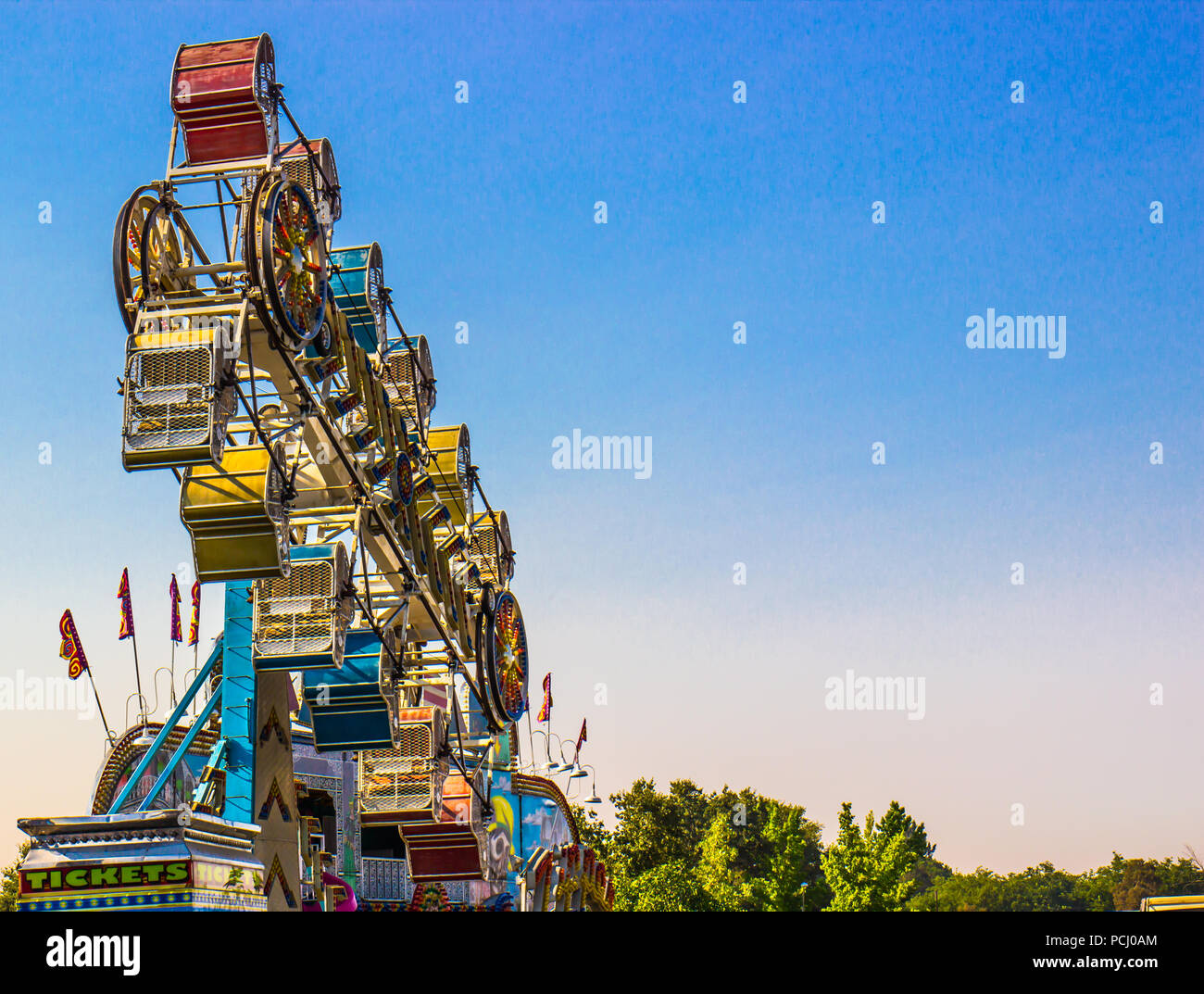 Cage poles hi-res stock photography and images - Alamy