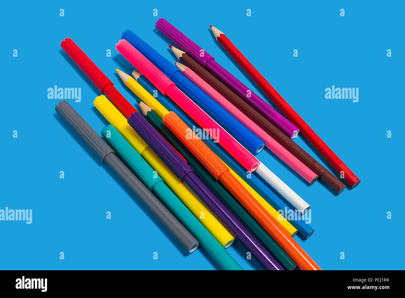 Pile of paint pens hi-res stock photography and images - Alamy