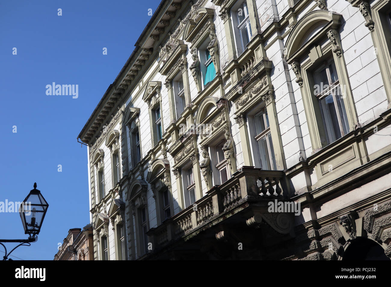 Baroque window architecture hi-res stock photography and images - Alamy