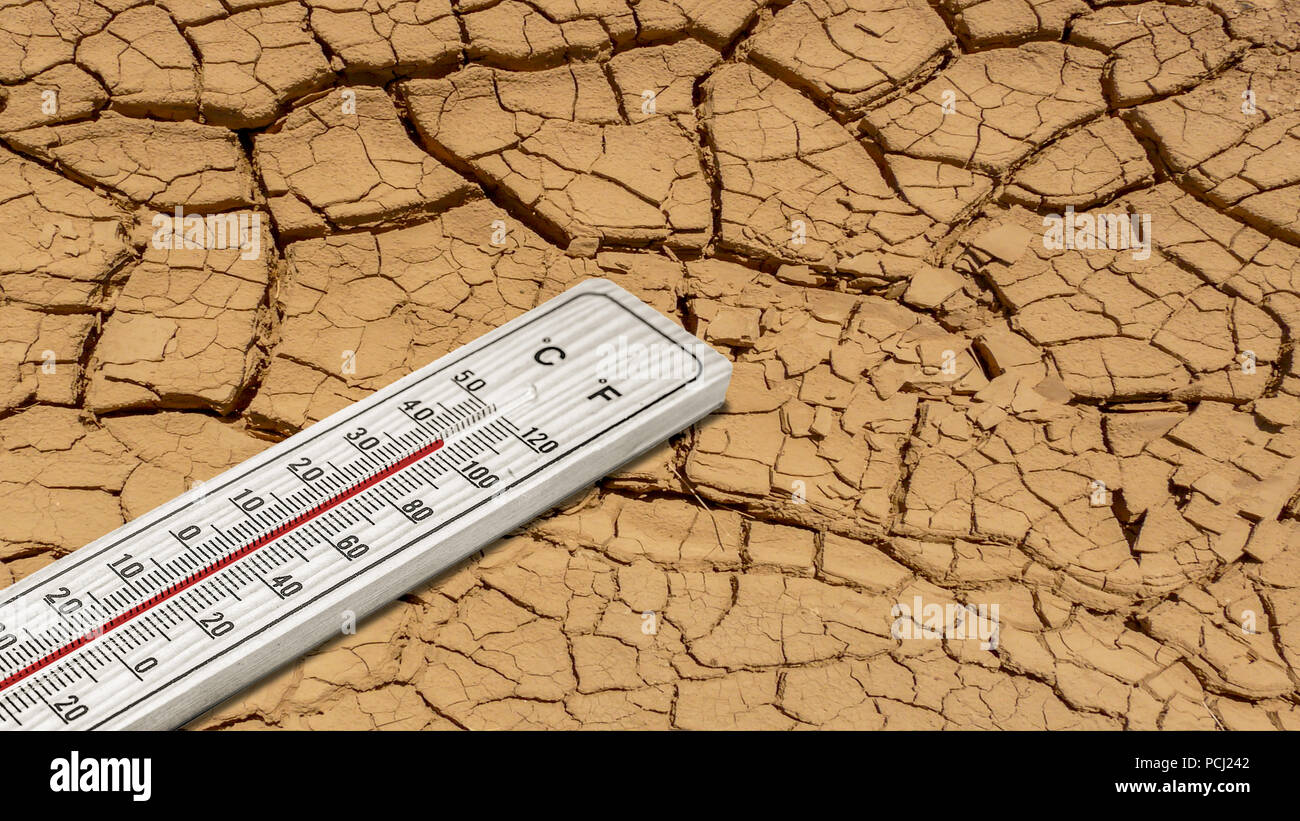 Dry soil at 40 degrees heat Stock Photo - Alamy