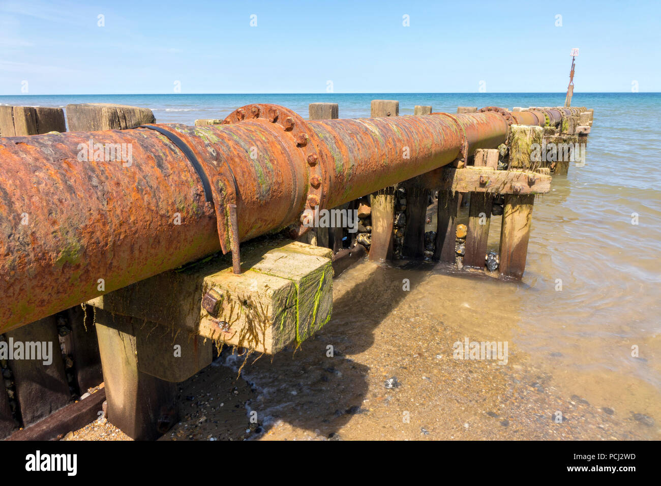 Outfall pipe beach england hi-res stock photography and images - Alamy