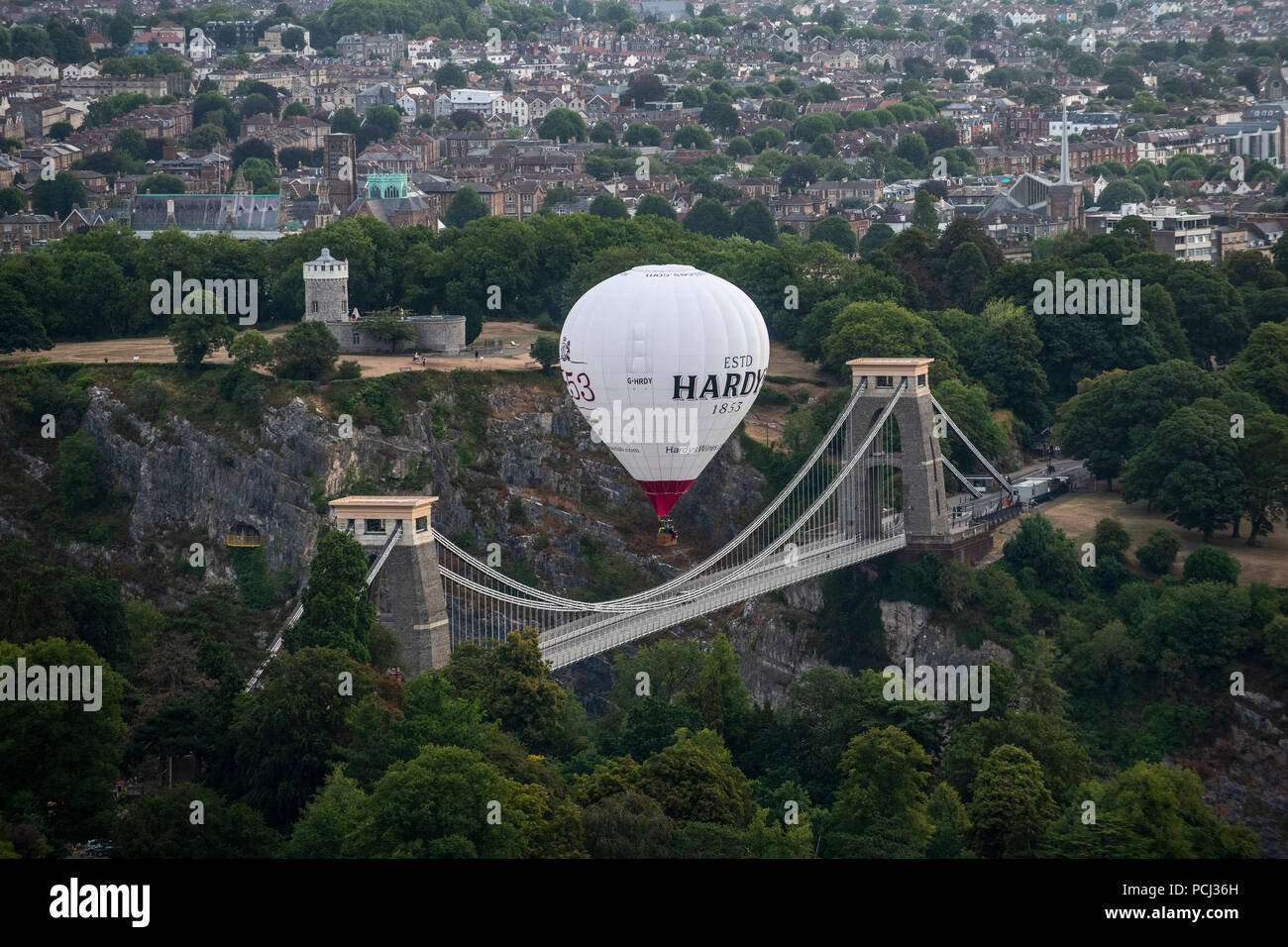 Clifton suspension bridge balloons hi-res stock photography and images ...