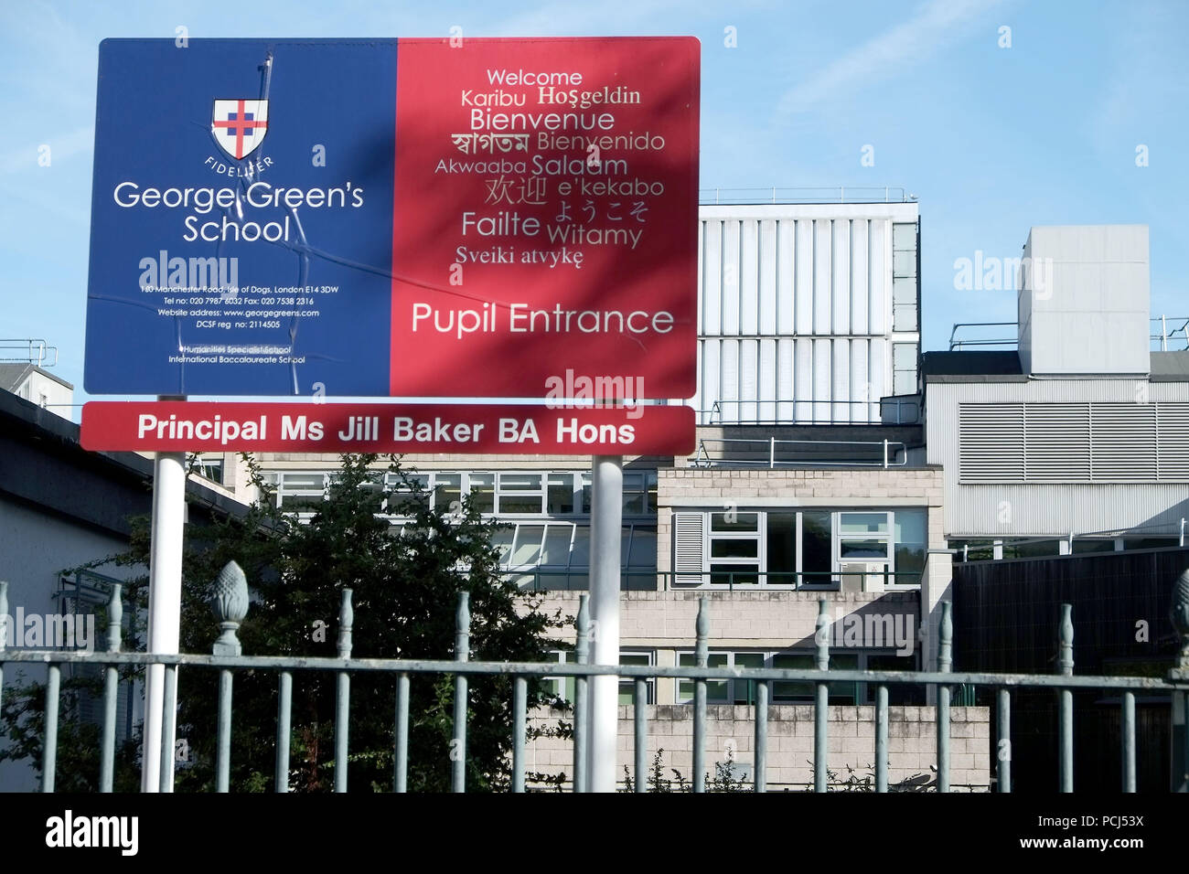 Tower hamlets and school hi-res stock photography and images - Alamy