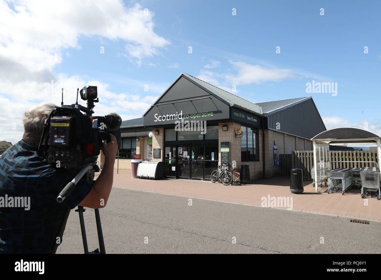 Scotmid co operative shop hi-res stock photography and images - Alamy