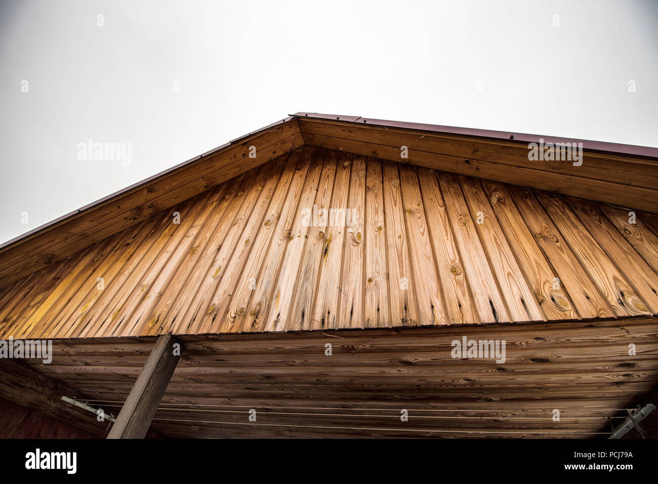 Pediment triangle hi-res stock photography and images - Alamy