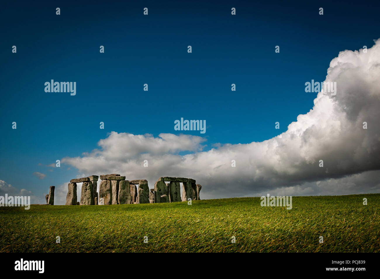 Stone age britain hi-res stock photography and images - Alamy