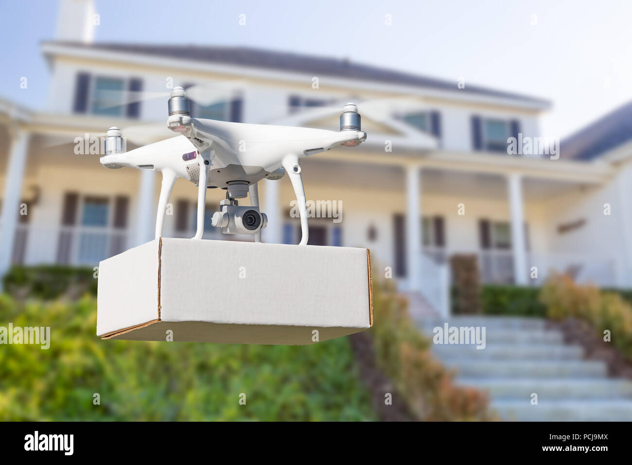 Drone video of homes hi-res stock photography and images - Alamy