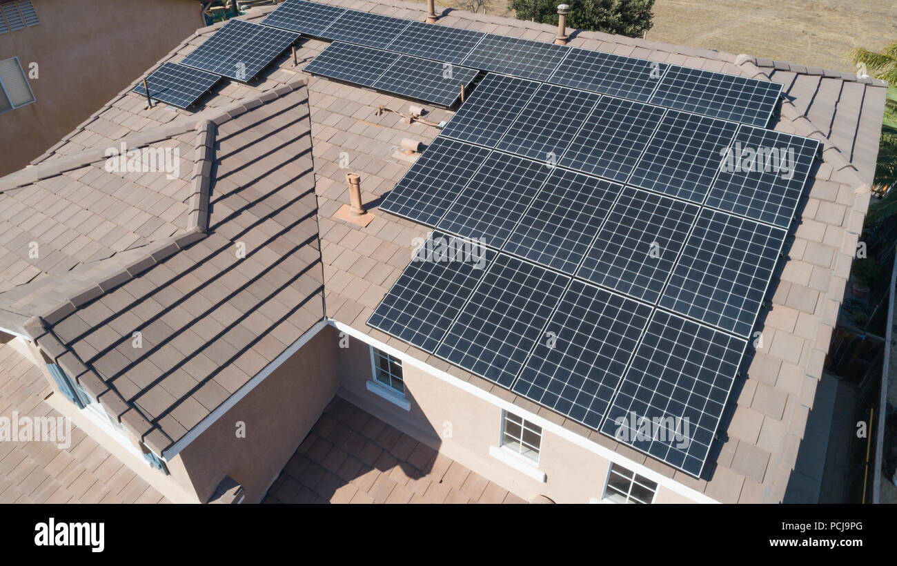 Solar panels homes aerial hi-res stock photography and images - Alamy