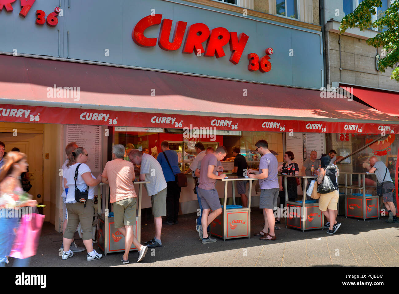Curry 36, Mehringdamm, Kreuzberg, Berlin, Deutschland Stock Photo - Alamy
