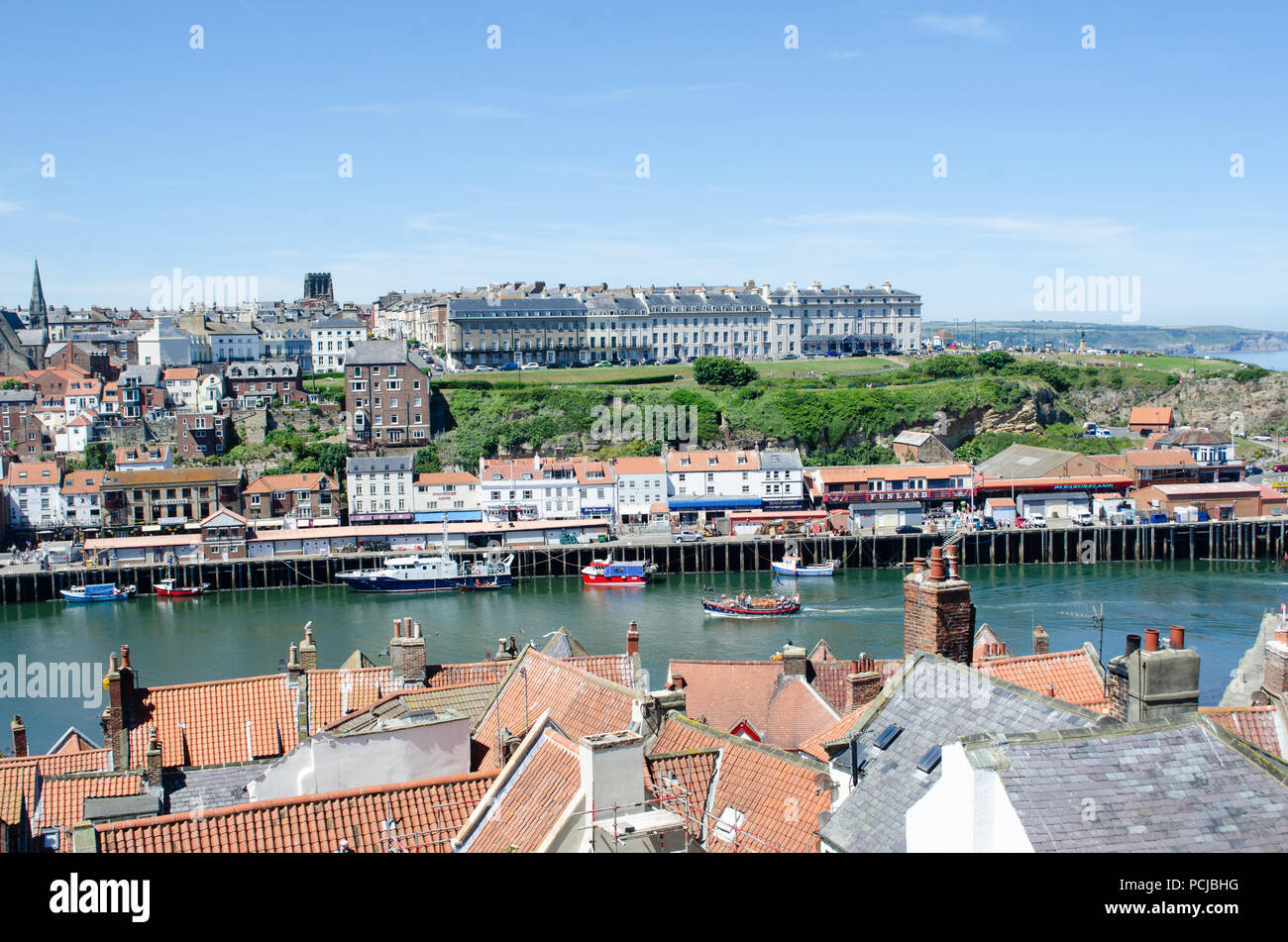 Whitby tourist attraction hi-res stock photography and images - Alamy