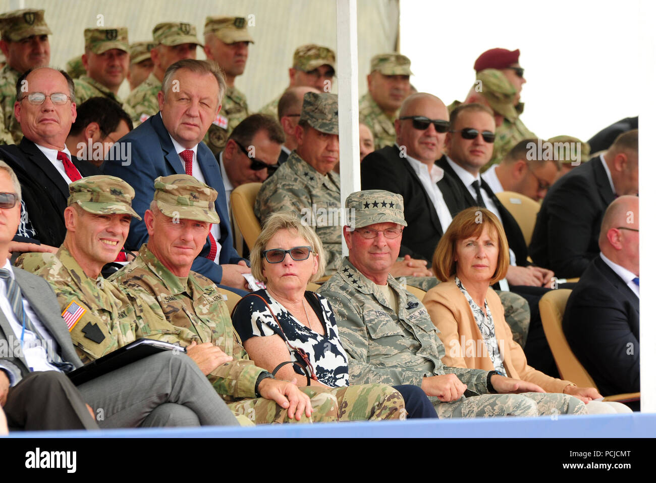 Maj gen noble hi-res stock photography and images - Alamy