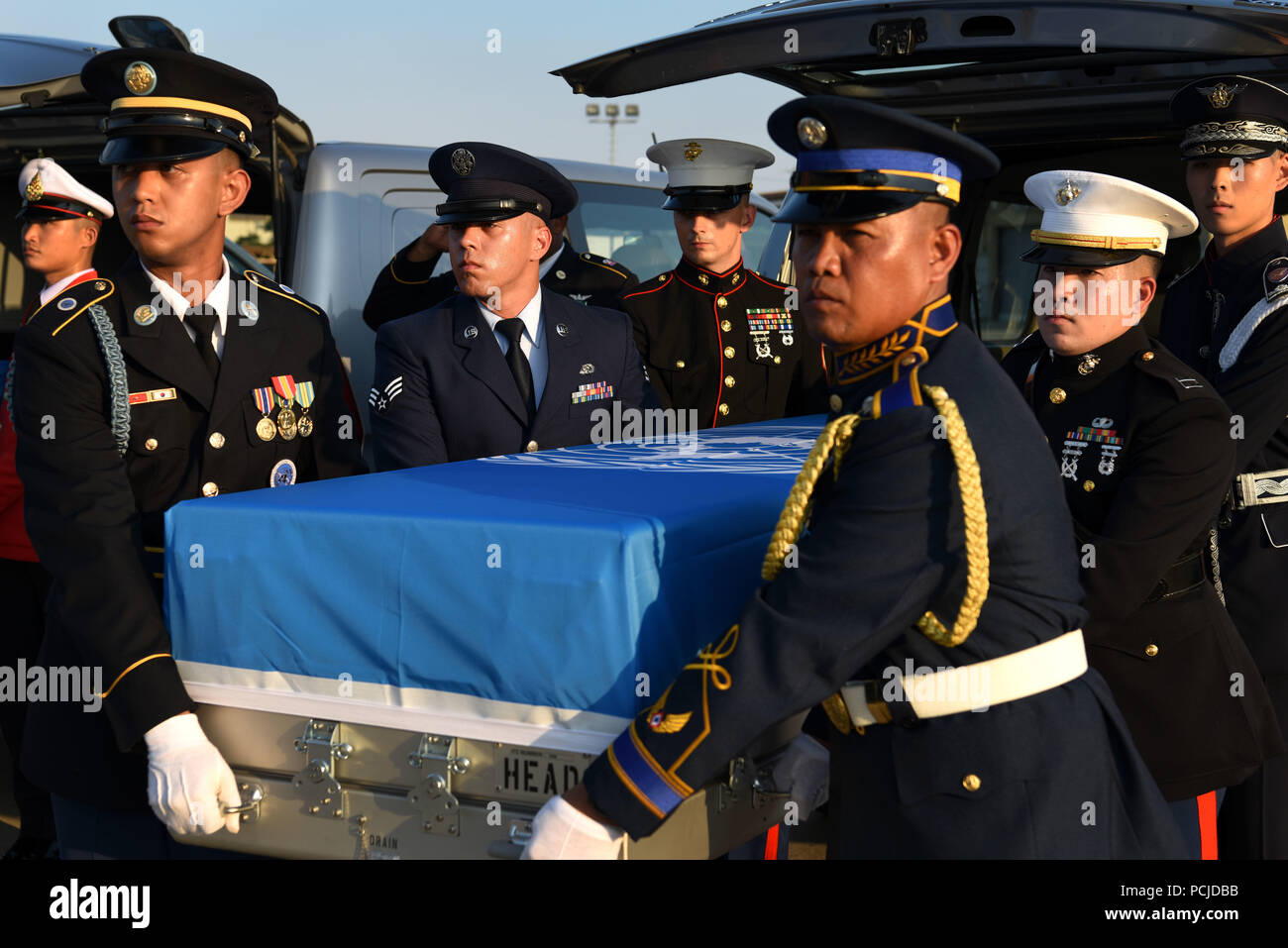 United nations command honor guard hi-res stock photography and images ...