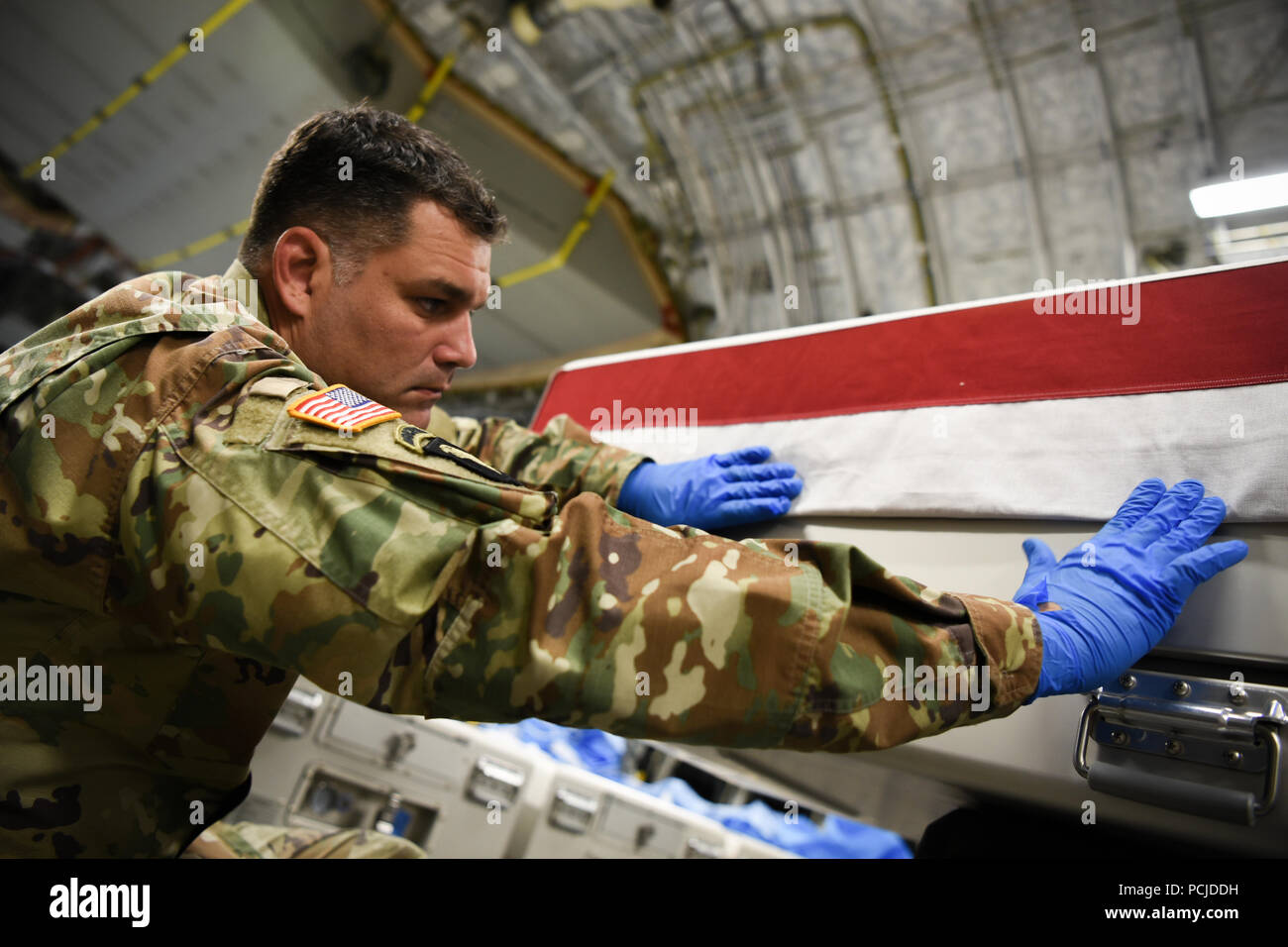 Mortuary affairs specialist hi-res stock photography and images - Alamy