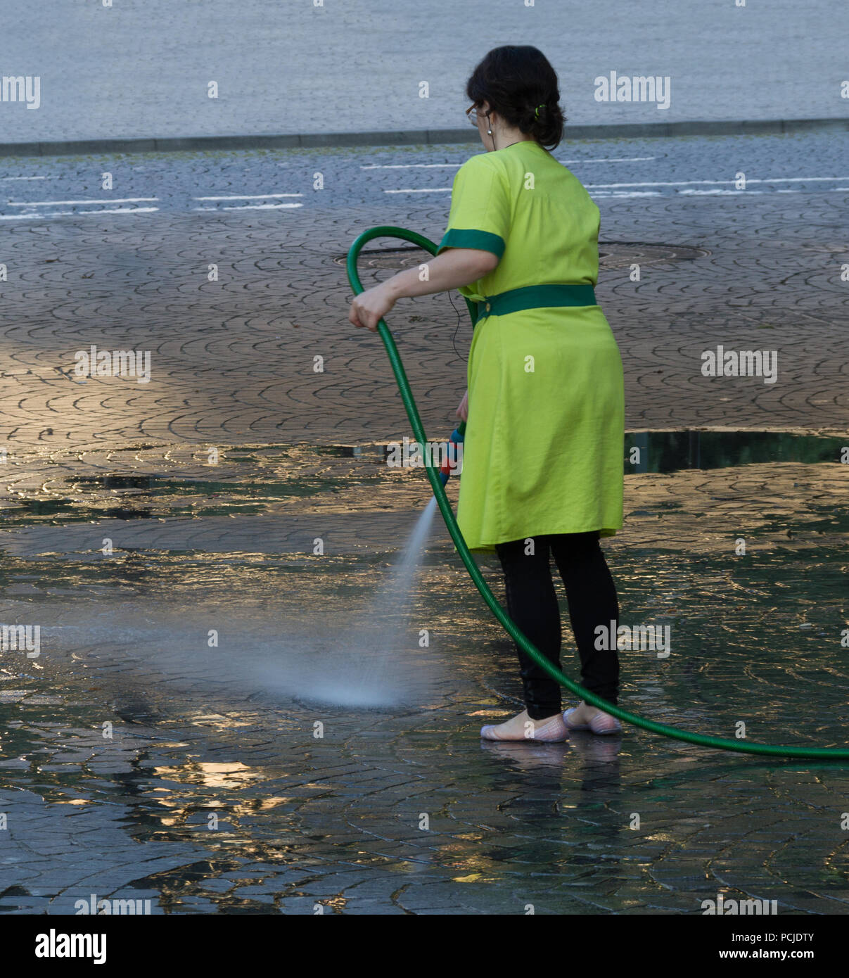 Pressurized water flow hi-res stock photography and images - Alamy