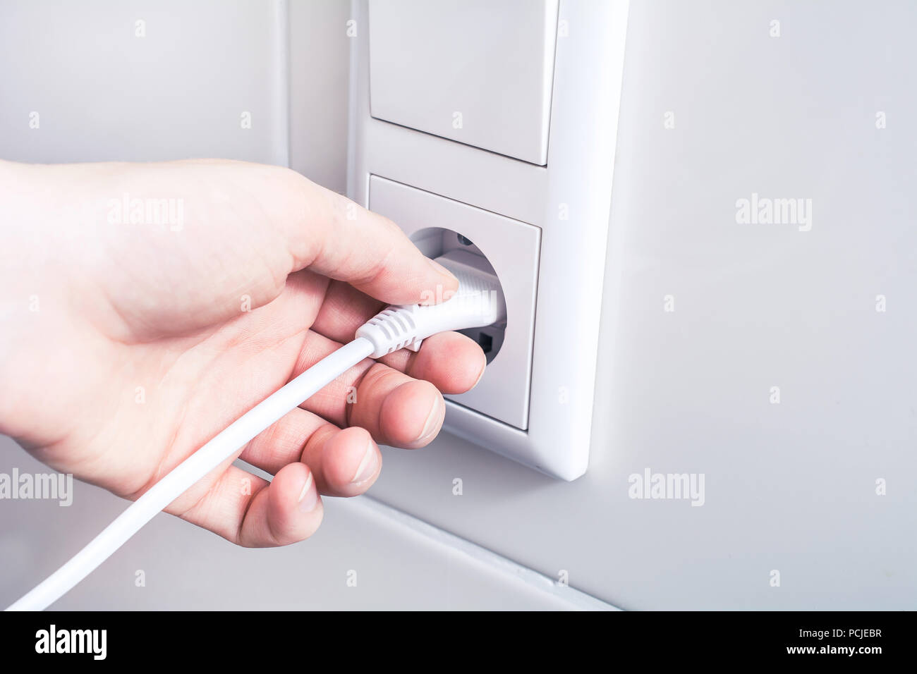 Pulling the plug hi-res stock photography and images - Alamy