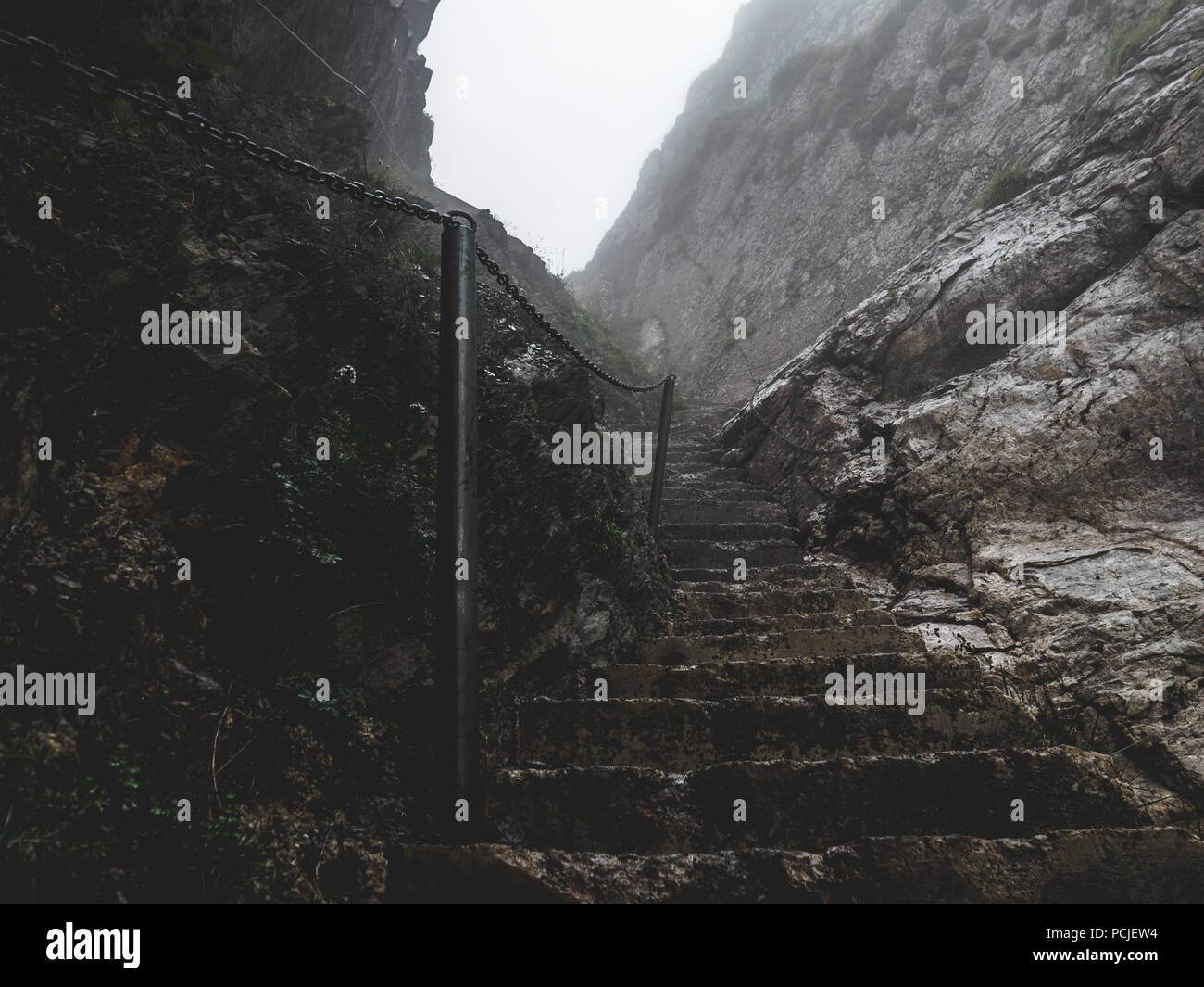 Scary stairs hi-res stock photography and images - Alamy