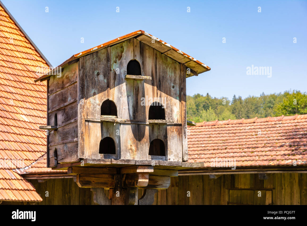 Farm dovecote hi-res stock photography and images - Alamy