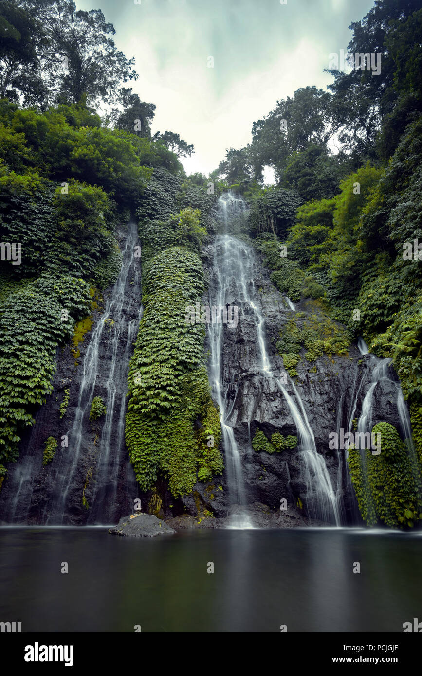 Banyumala twin waterfall hi-res stock photography and images - Alamy