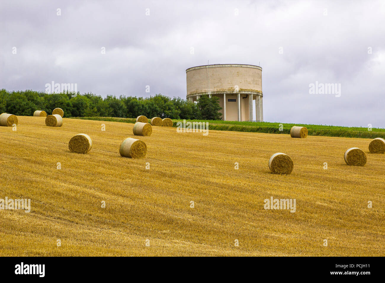 Portavoe hi-res stock photography and images - Alamy