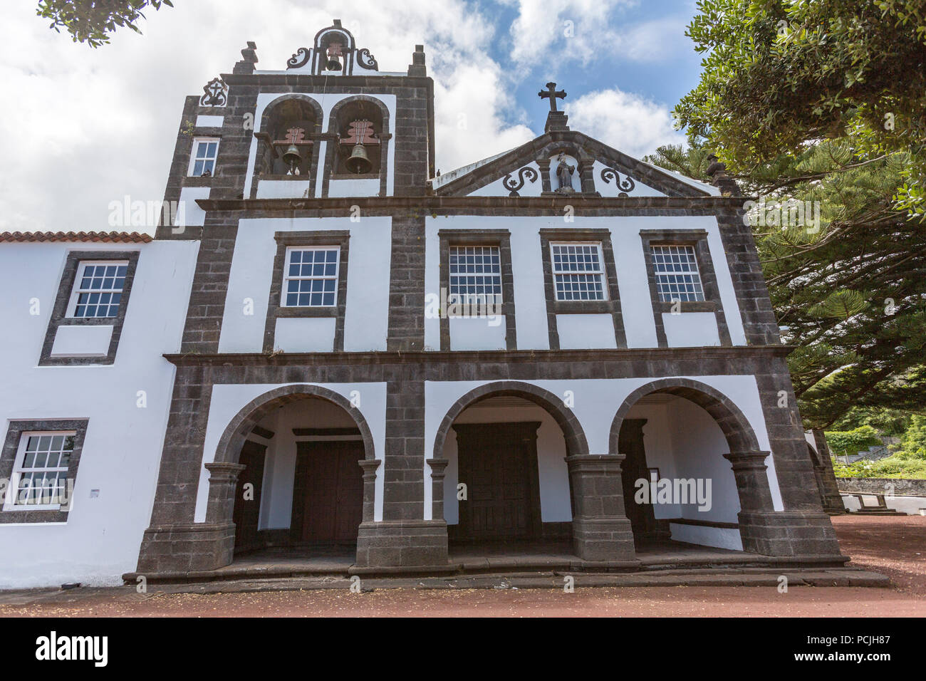 Roque do pico azores hi-res stock photography and images - Alamy