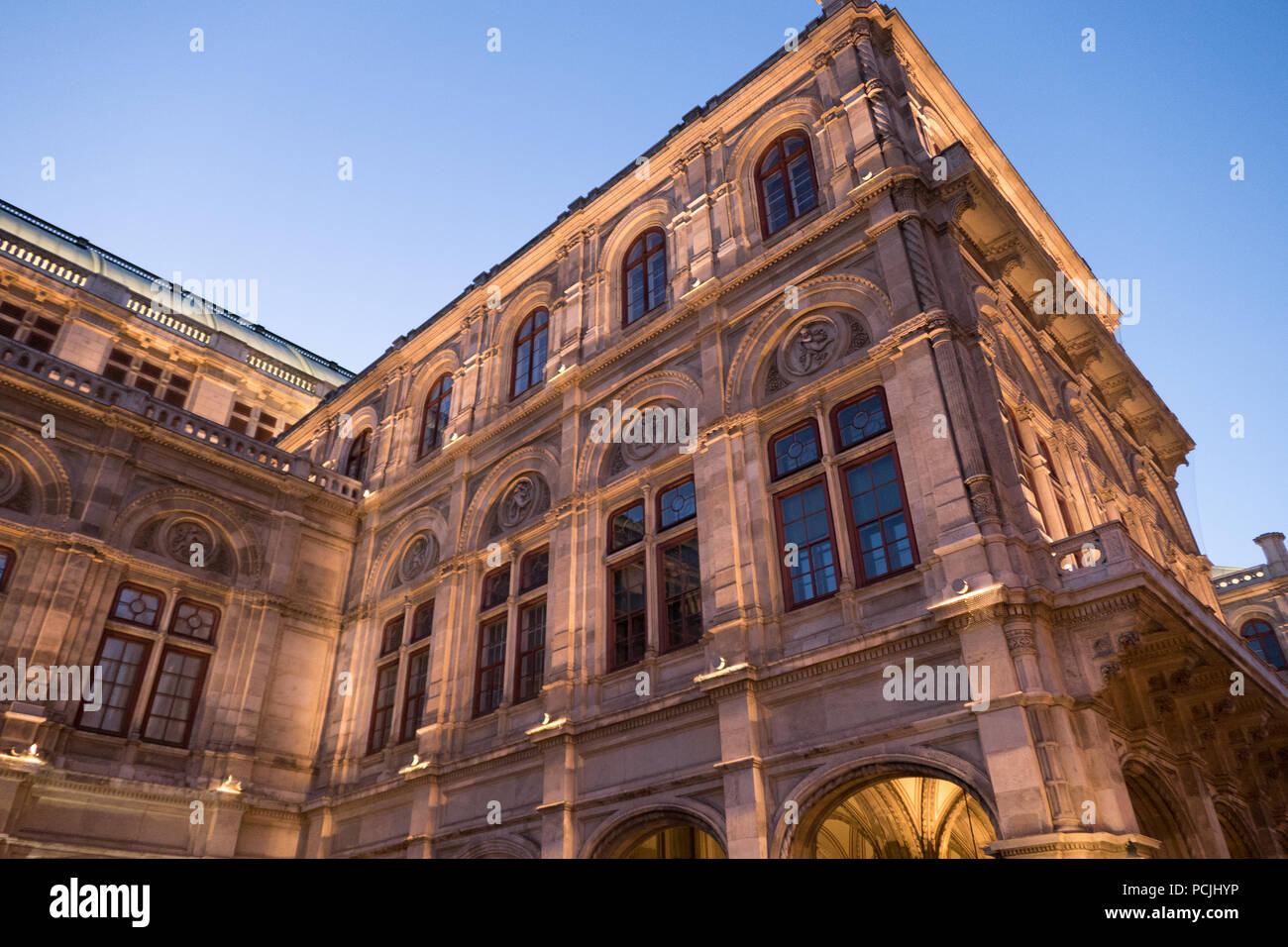 vienna at night Stock Photo - Alamy