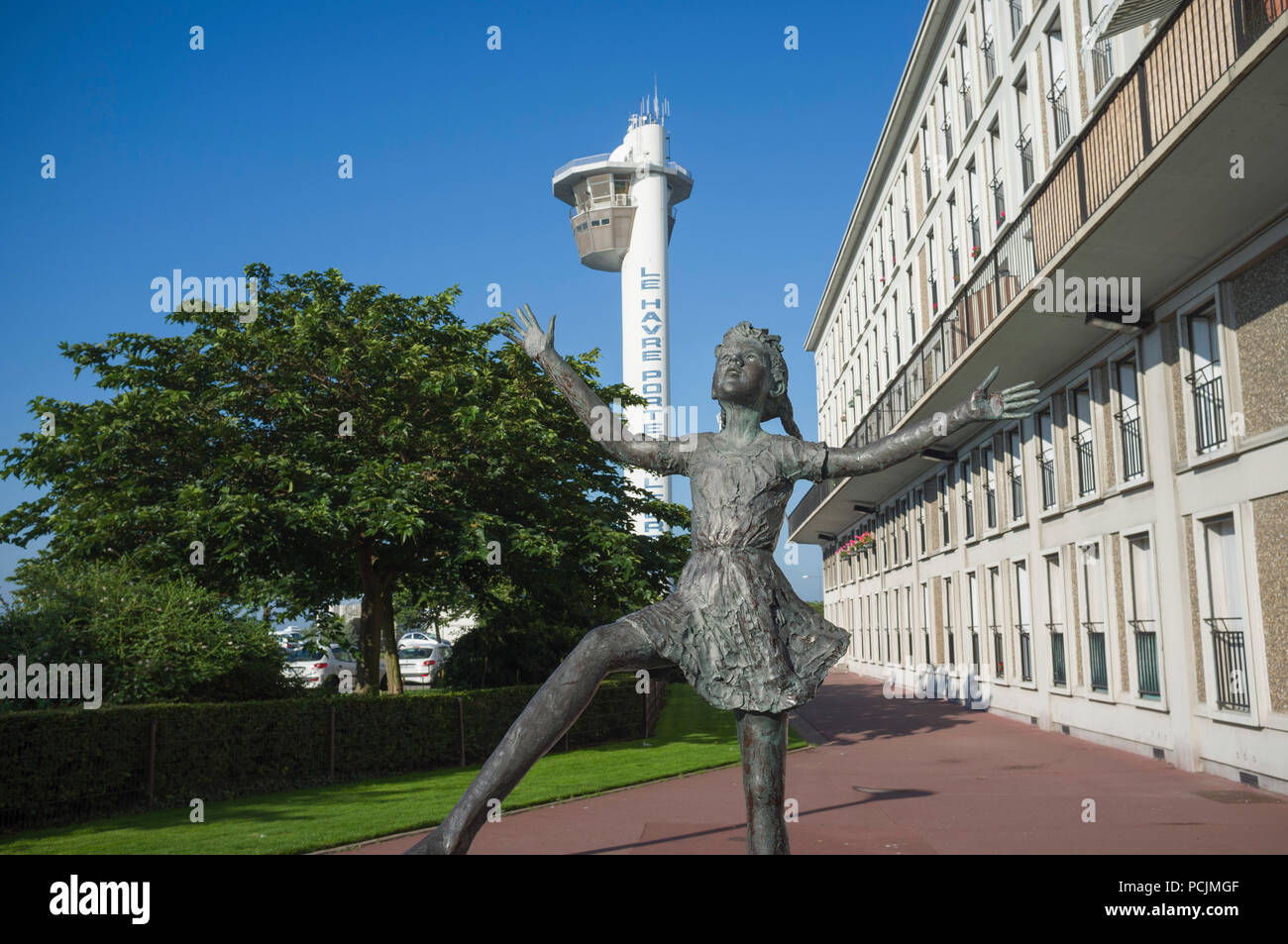 Statue of girl dancer by iconic Auguste Perret apartments in Le Havre ...