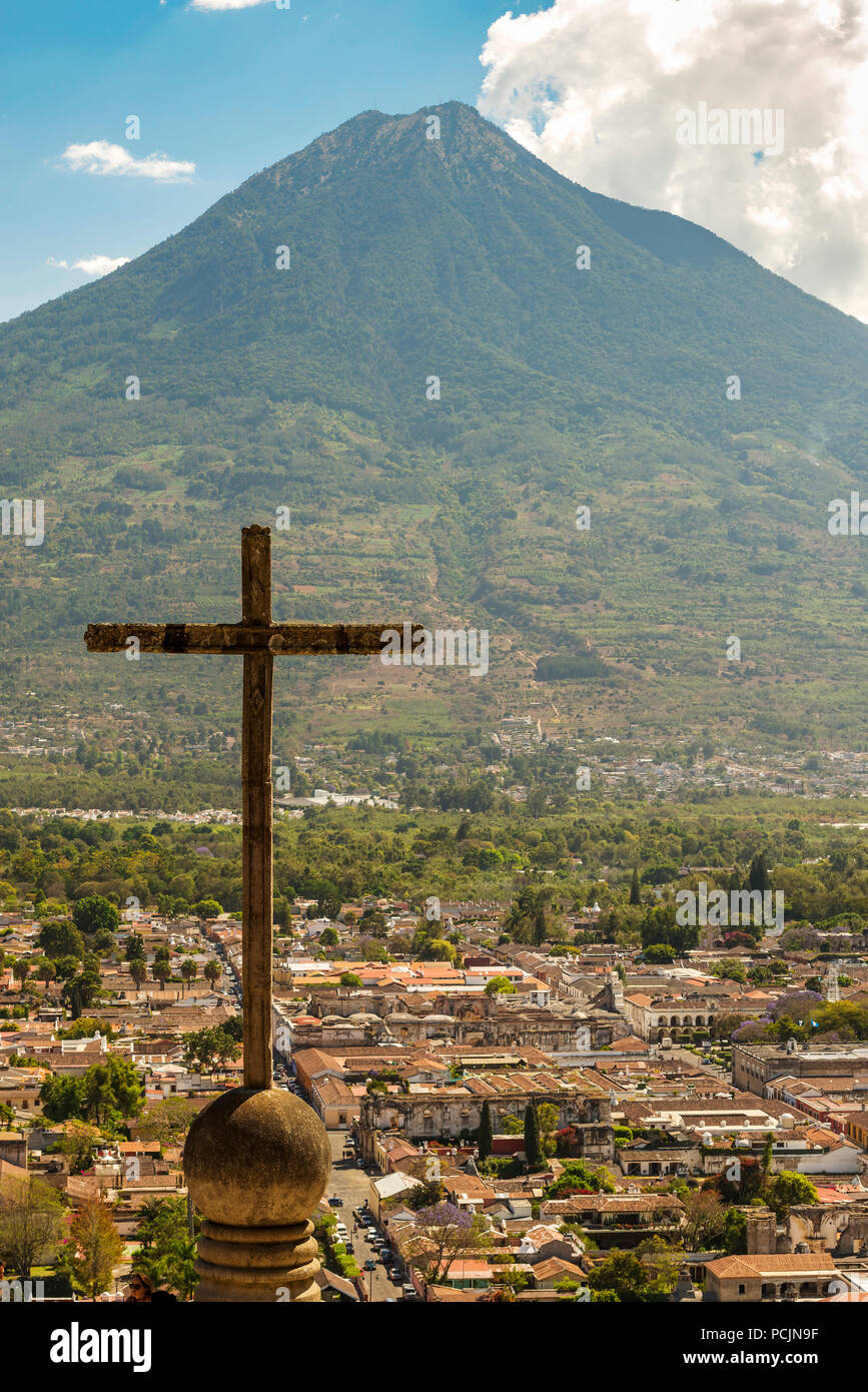 Cerro de la Cruz lookout above the tourist town of Antigua, Guatemala ...
