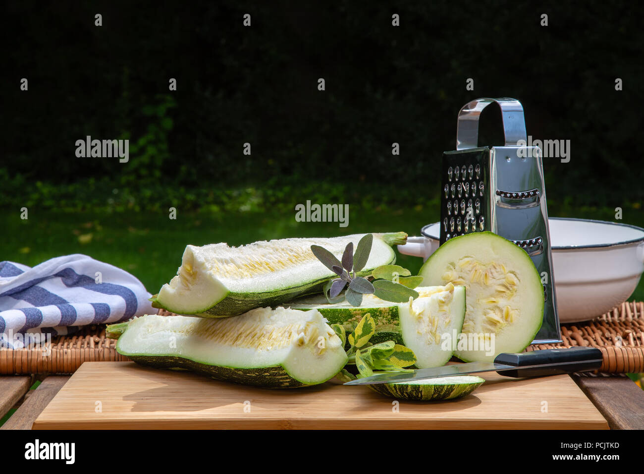 Large courgette zucchini hi-res stock photography and images - Alamy