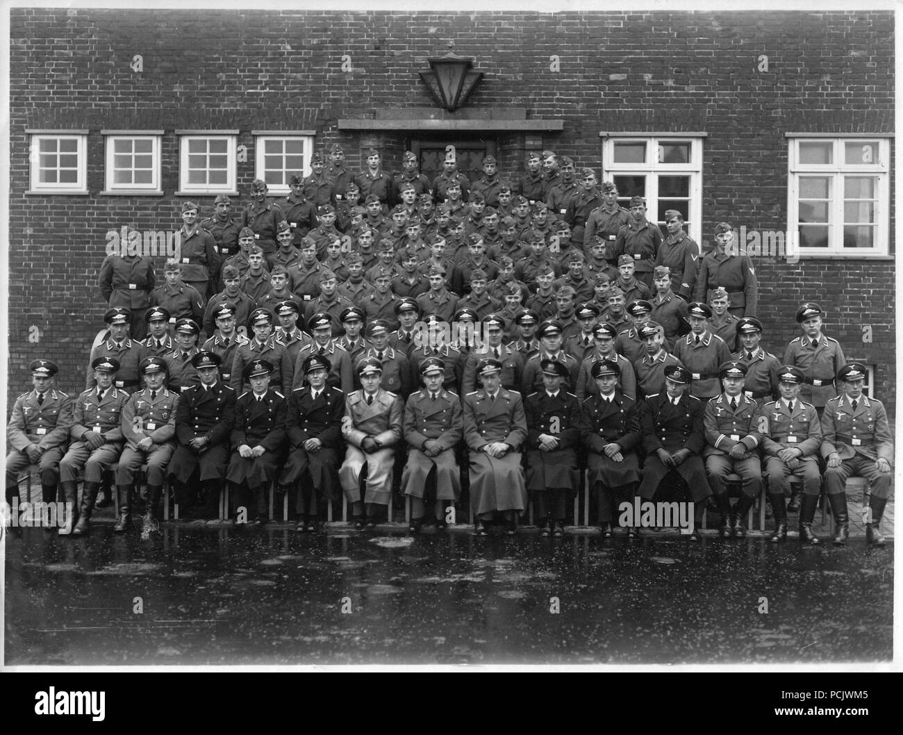 Image from the photo album of Oberleutnant Wilhelm Gaul: Officers and ...